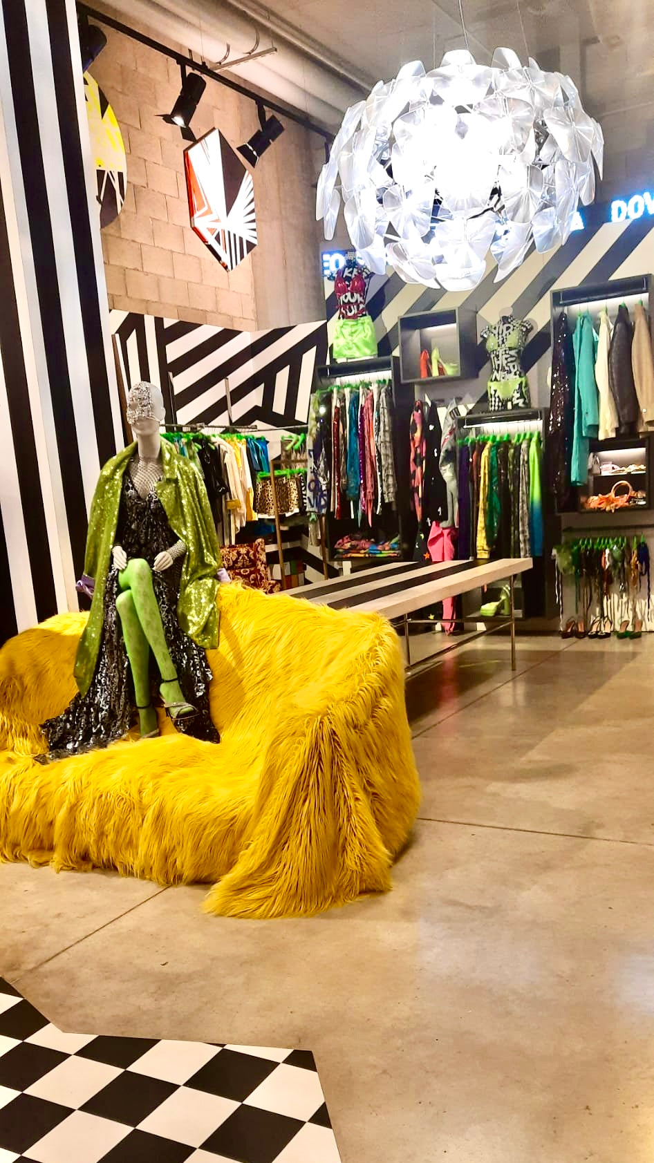 BOUTIQUE – Vip Room Riccione